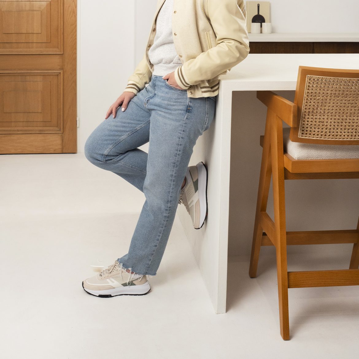 Ambruzzia - Bata Superstore